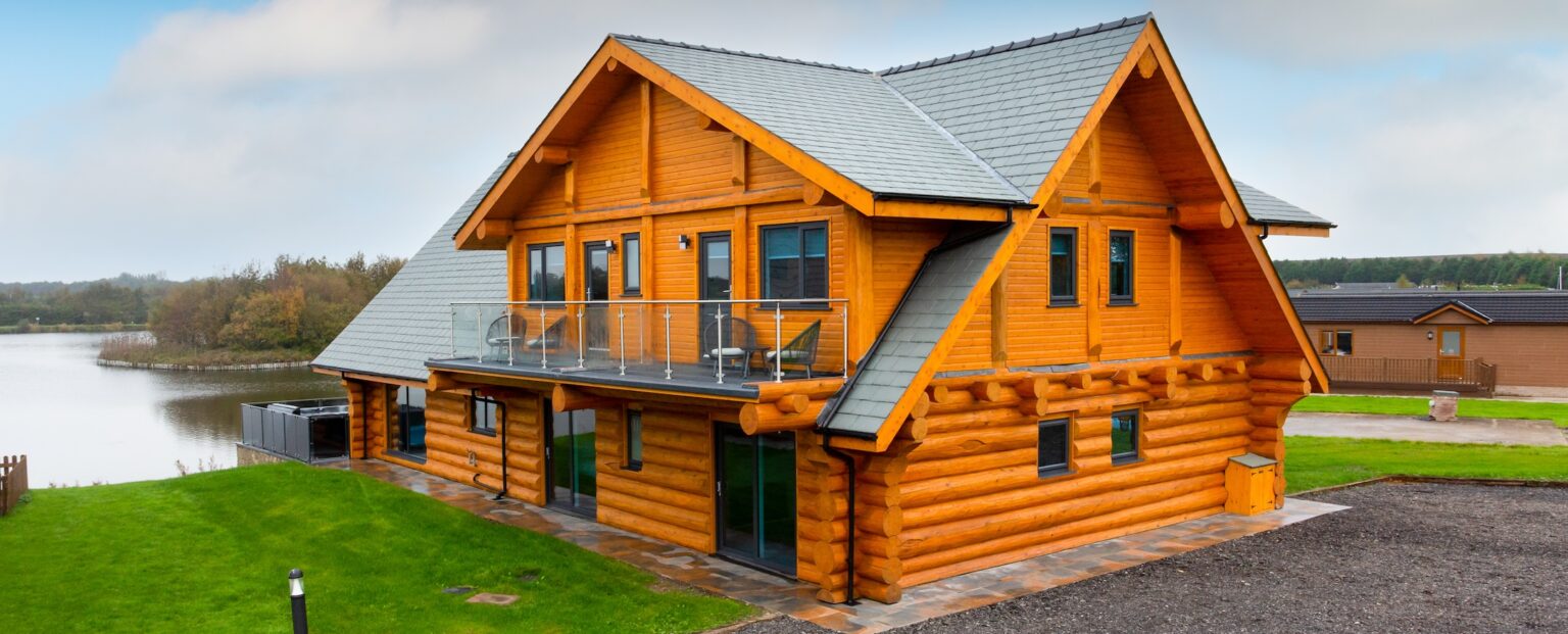 Lodges & Log Cabins Blackpool Holiday Park With Hot Tub | Ream Hills